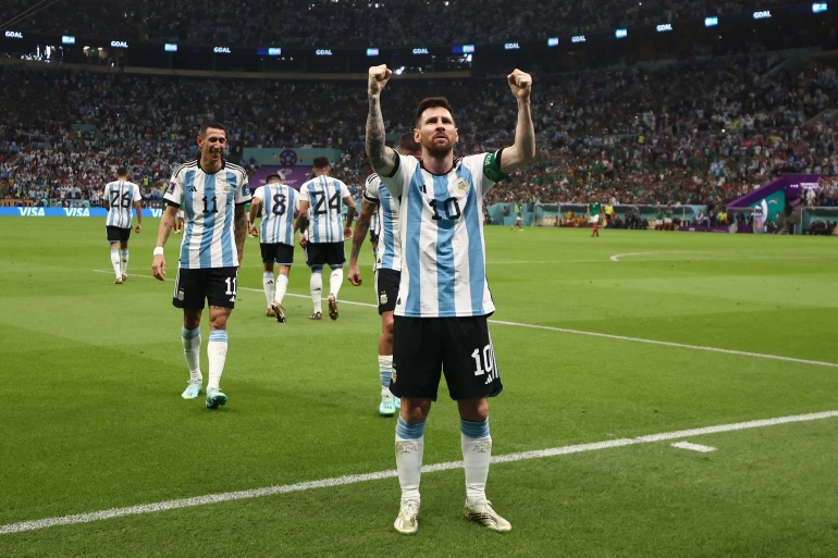 Messi opens scoring against Mexico with a wonderful goal from range, as ...