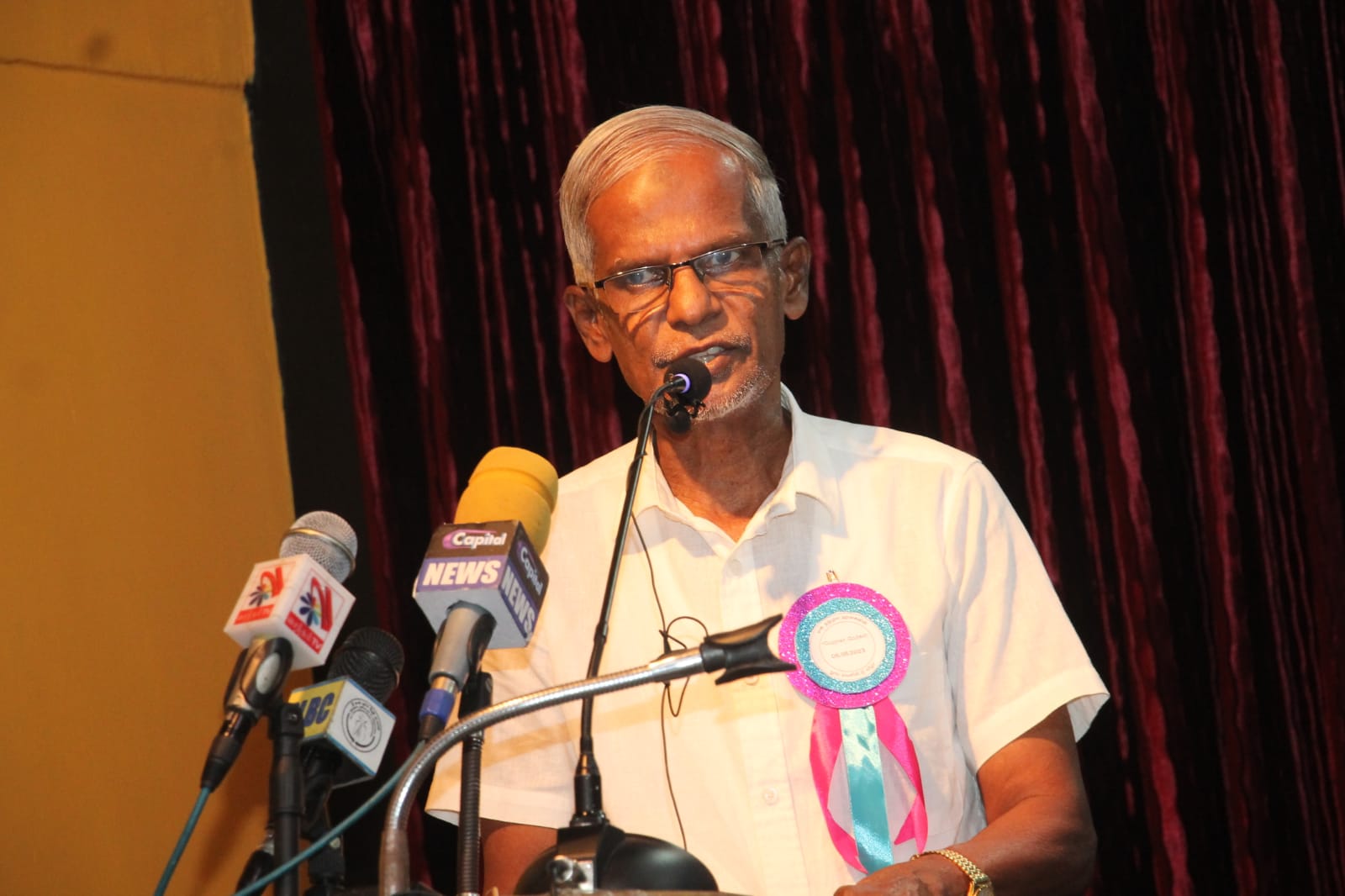 Veteran singer Mazahira Elyas remembered in Parampariyam programme ...