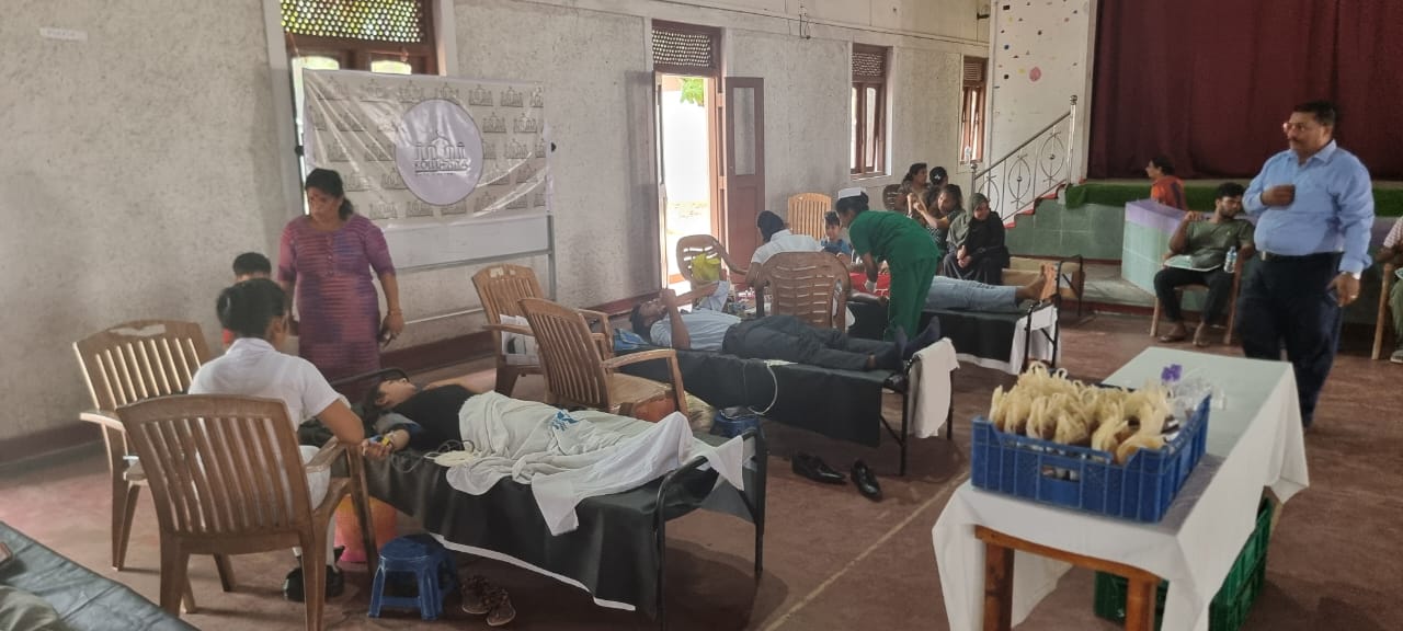 Kollupitiya Mosque Federation organizes blood donation campaign in ...