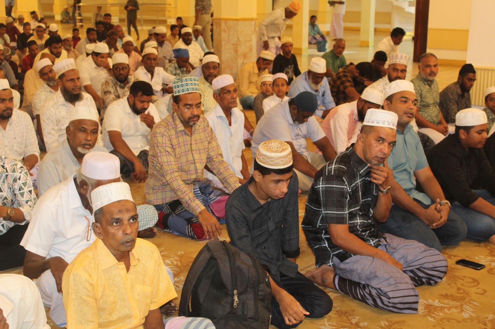 Muslims in Sri Lanka perform Eid prayers throughout the island ...